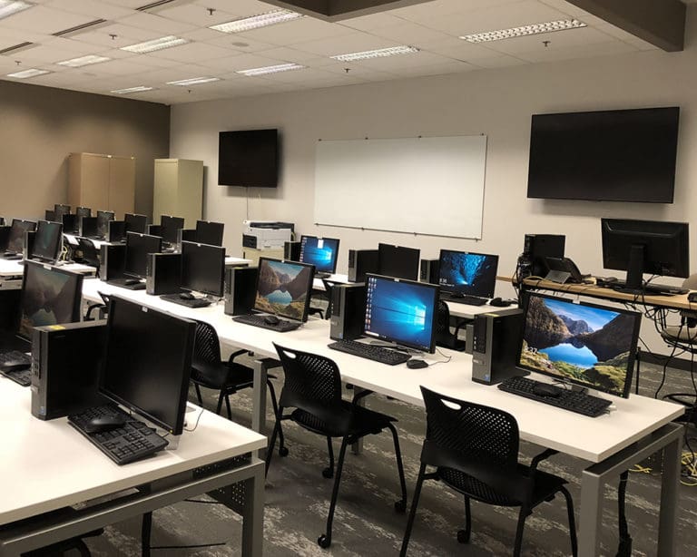 Labs/Facilities - College of Technology - Computer Information ...